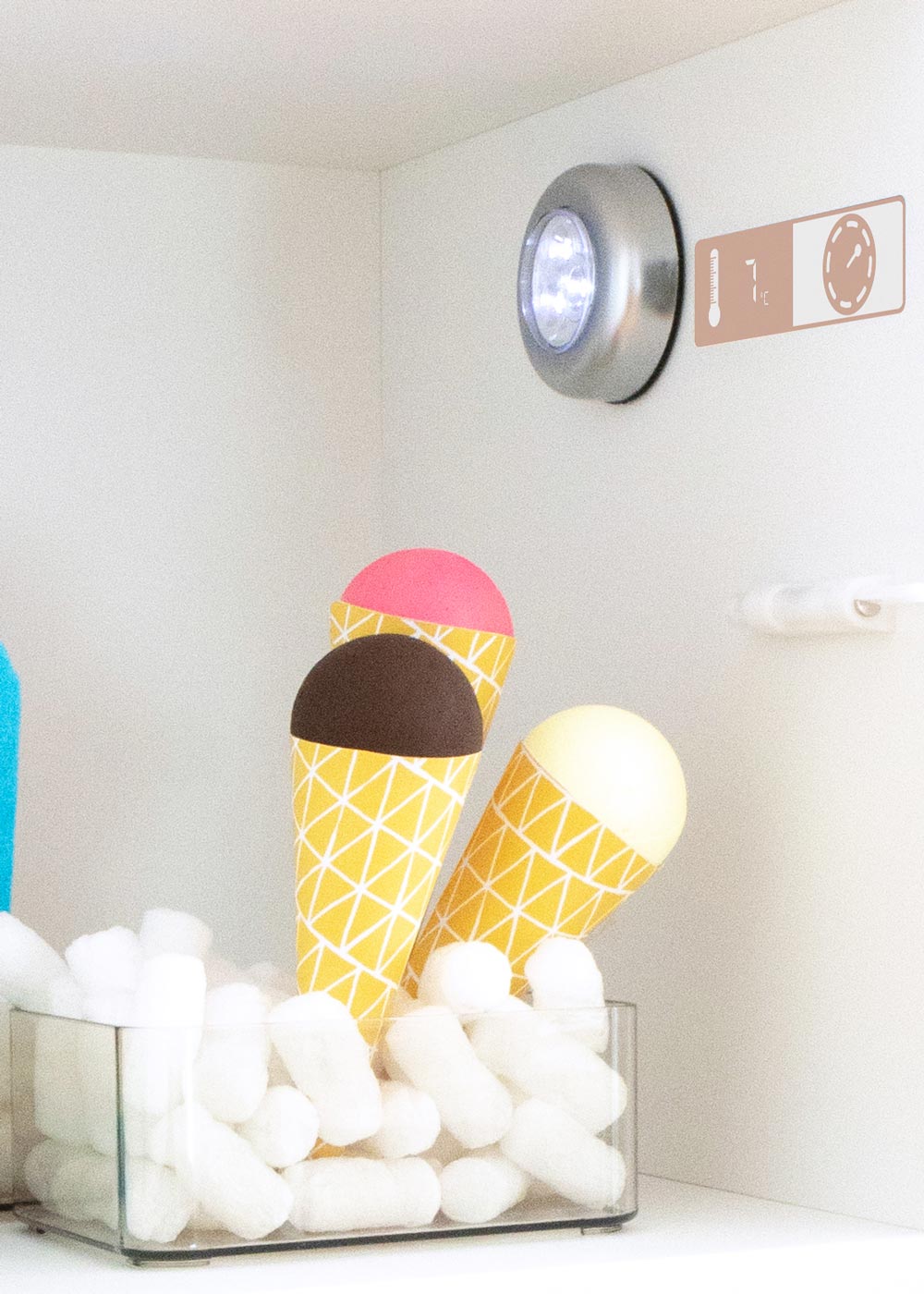 Play fridge build your own with Stickerset Toffee