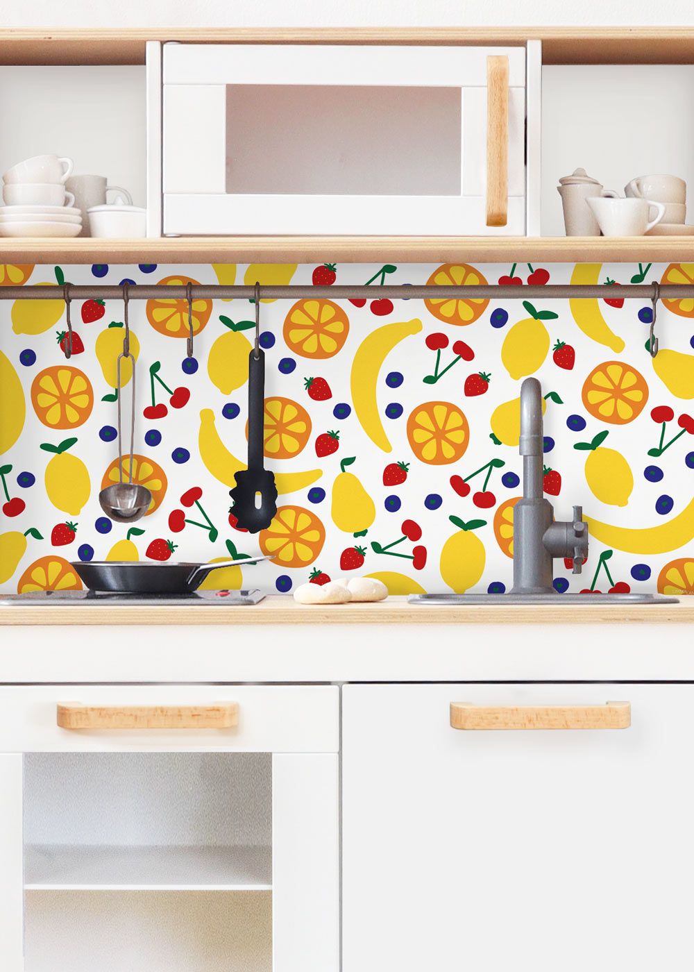 14 ingenious IKEA hacks with the DUKTIG play kitchen 💚