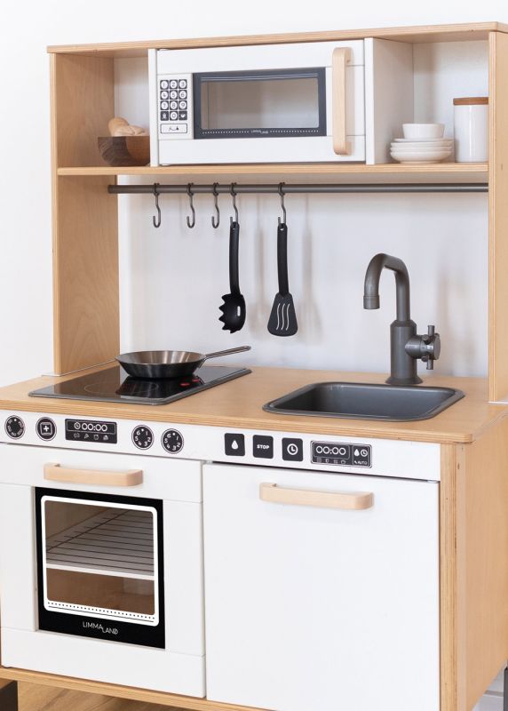 15 Genius IKEA DUKTIG Hacks for Play Kitchens 💚